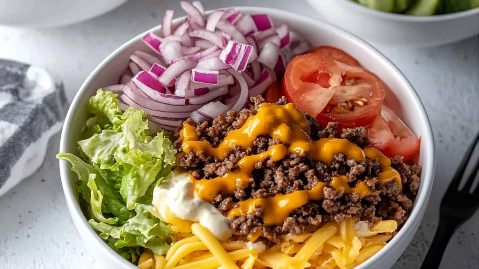 Cheeseburger Bowl: A Healthy Twist on a Classic Favorite - Lyndy's Kitchen